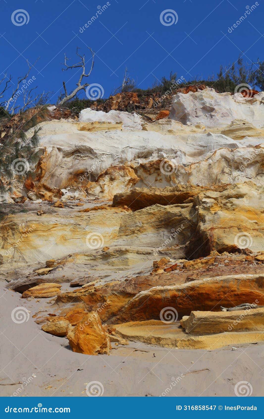Colored Sand Cliffs at Rainbow Beach, Queensland, Australia Stock Image ...