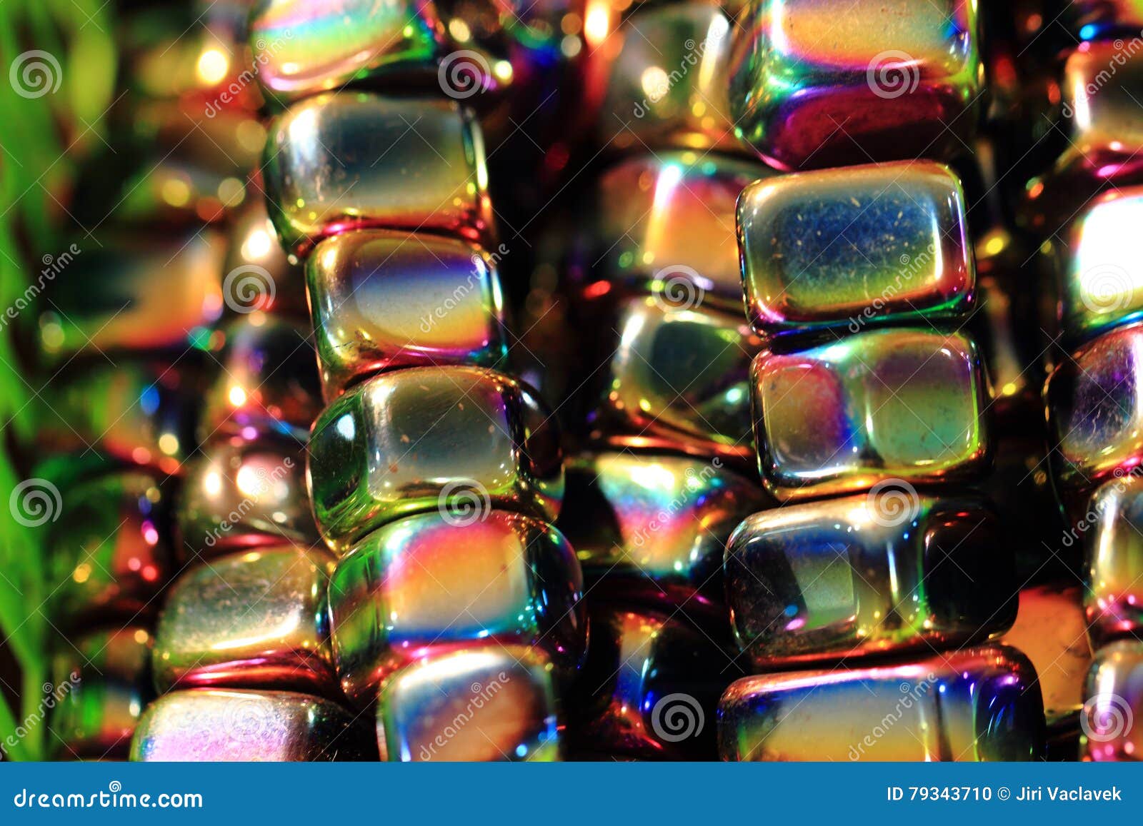 Coloree El Hematites Del Arco Iris Mineral Foto de archivo - Imagen de ...