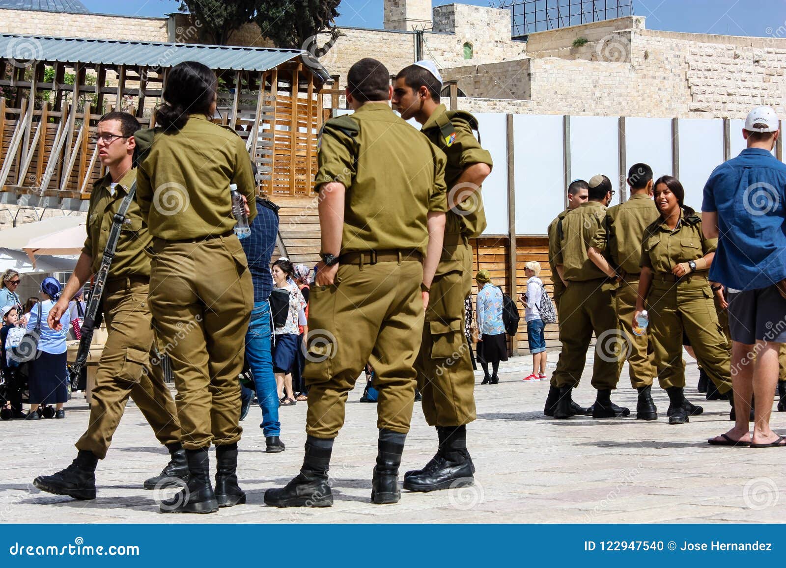 Colores de Israel imagen editorial. Imagen de uniforme - 122947540