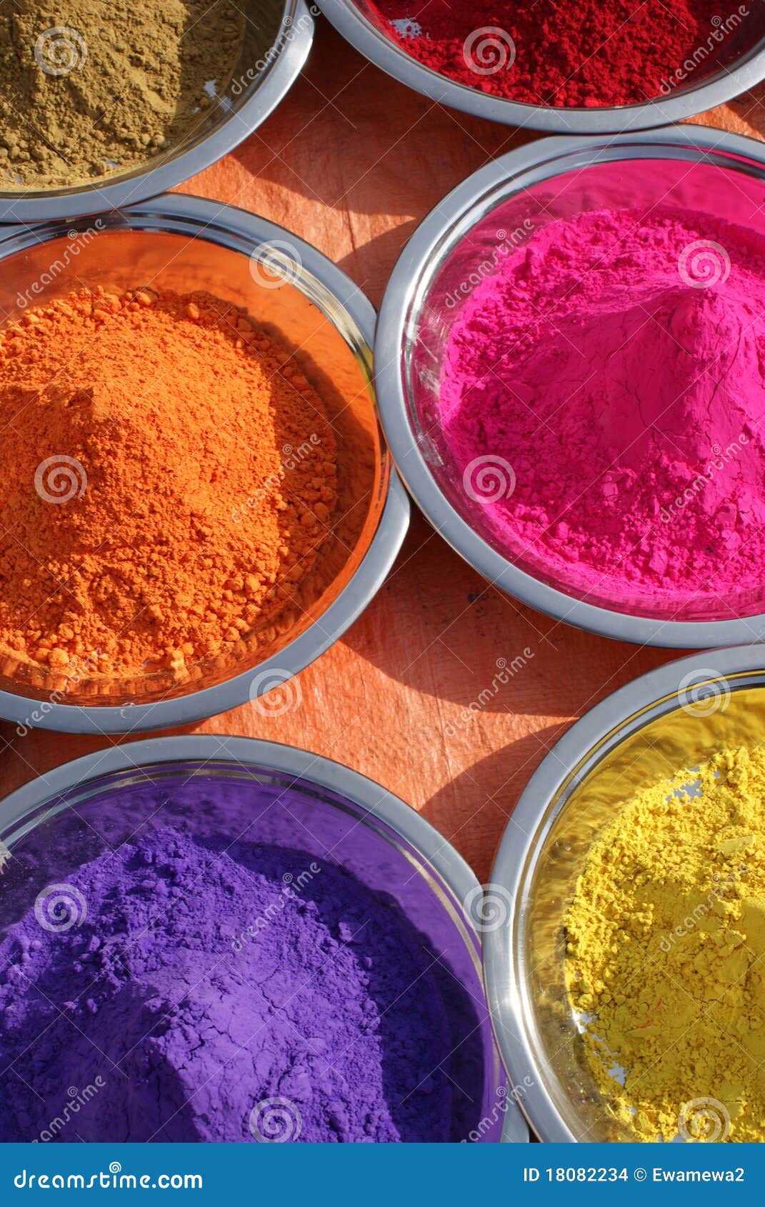 Colores de la India foto de archivo. Imagen de felicidad - 18082234