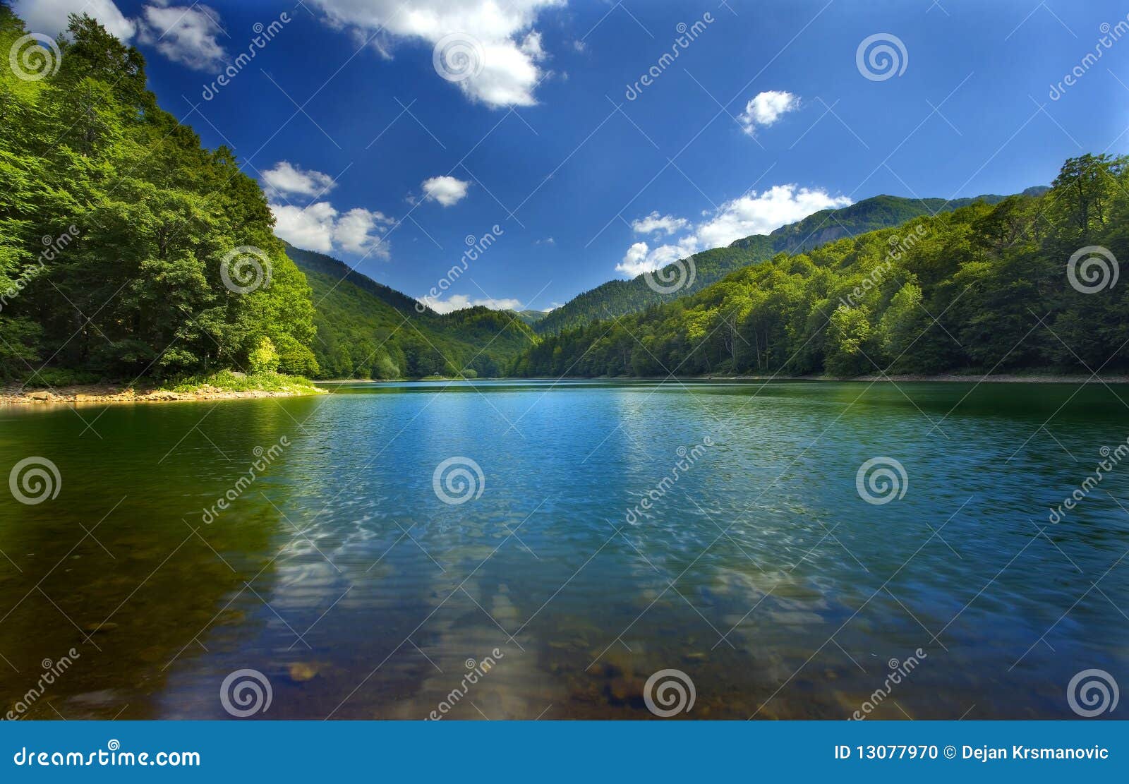 Colores del agua foto de archivo. Imagen de agua, vacaciones - 13077970