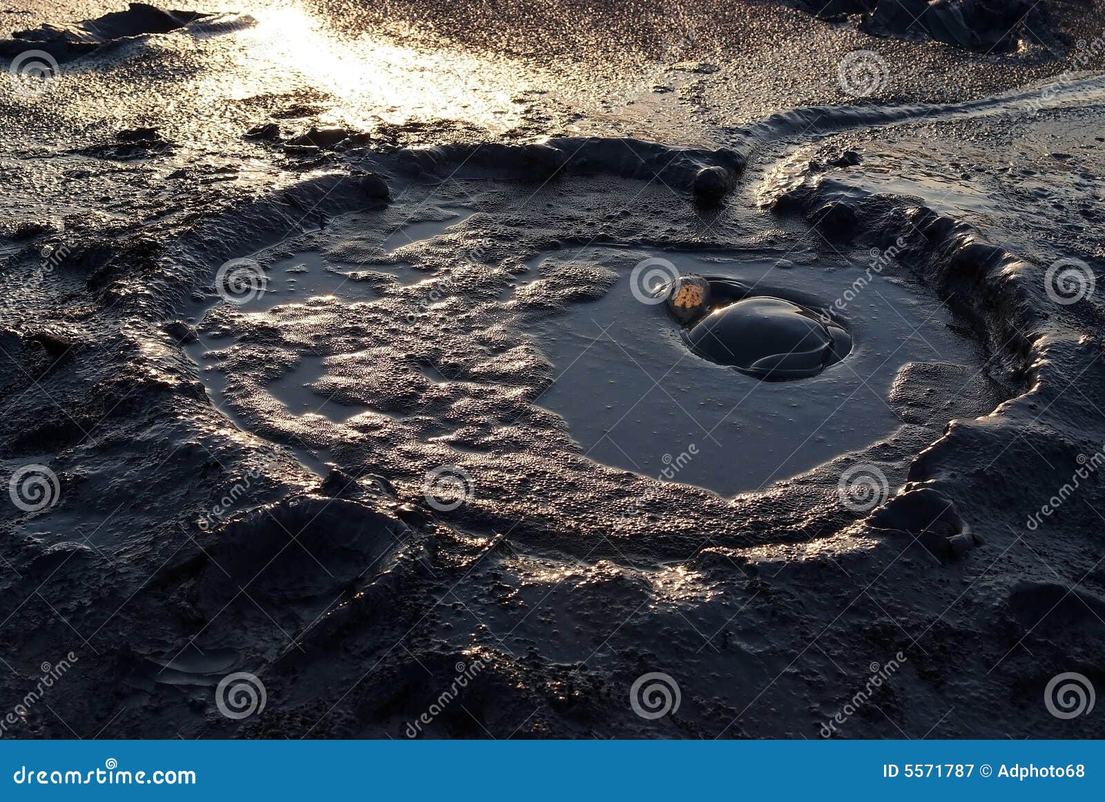 Colores del fango imagen de archivo. Imagen de azul, ruinas - 5571787