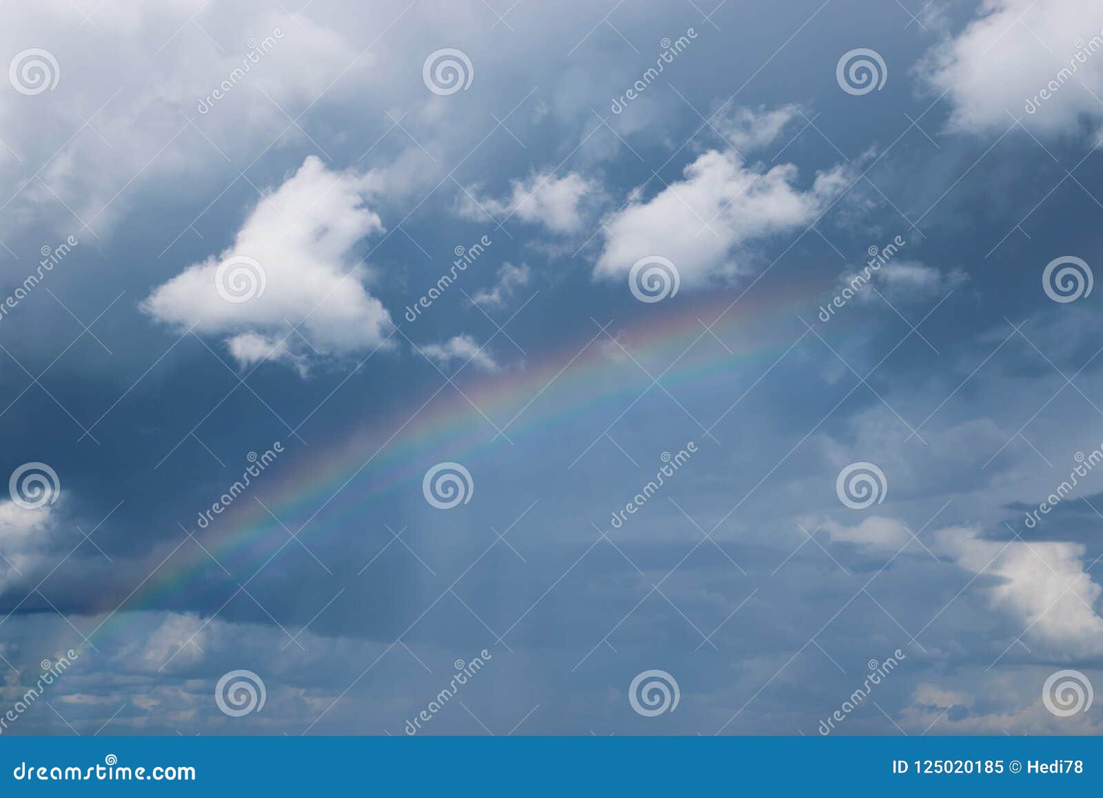 Colores en el cielo imagen de archivo. Imagen de sunlight - 125020185