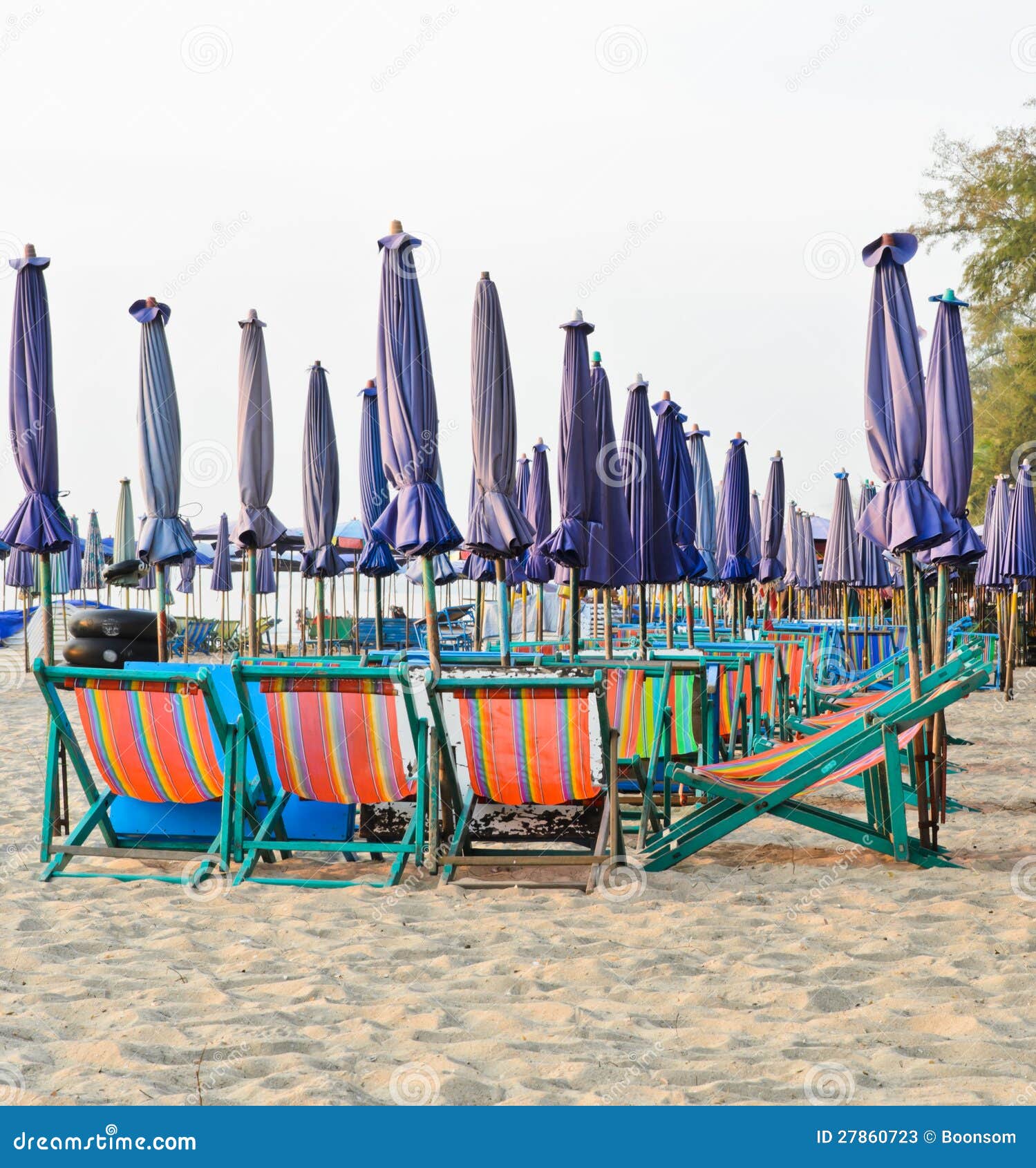 Colorful Beach Chairs Stock Images - Download 3,687 Royalty Free Photos ...