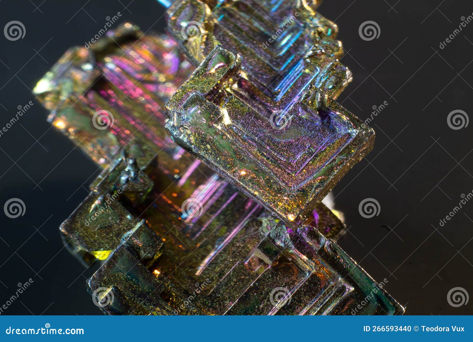 Colorful Bismuth Element Metal Cluster Stock Photo - Image of detail ...
