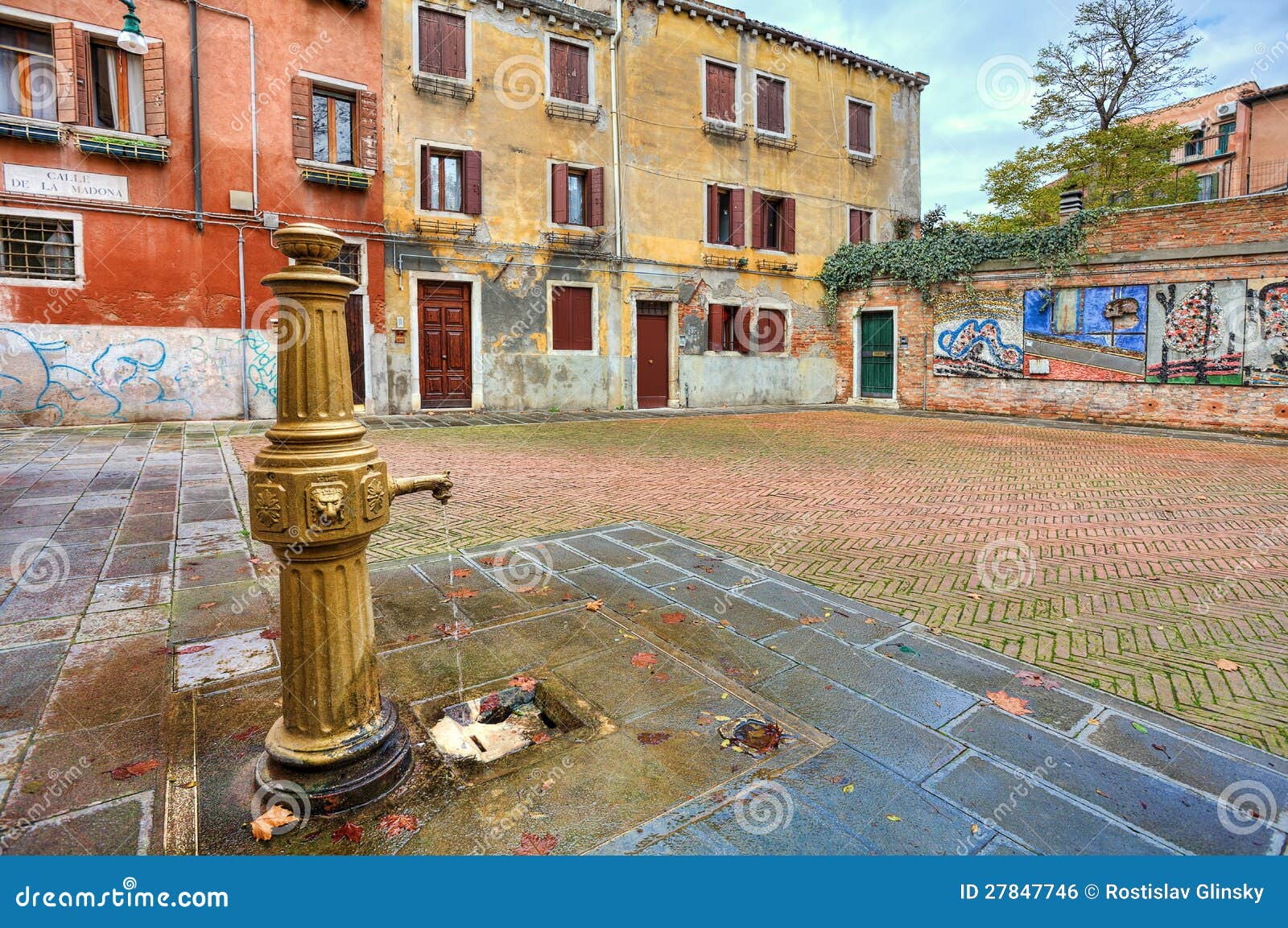 Colorful Courtyard. Venice, Italy. Stock Photo - Image of italian ...
