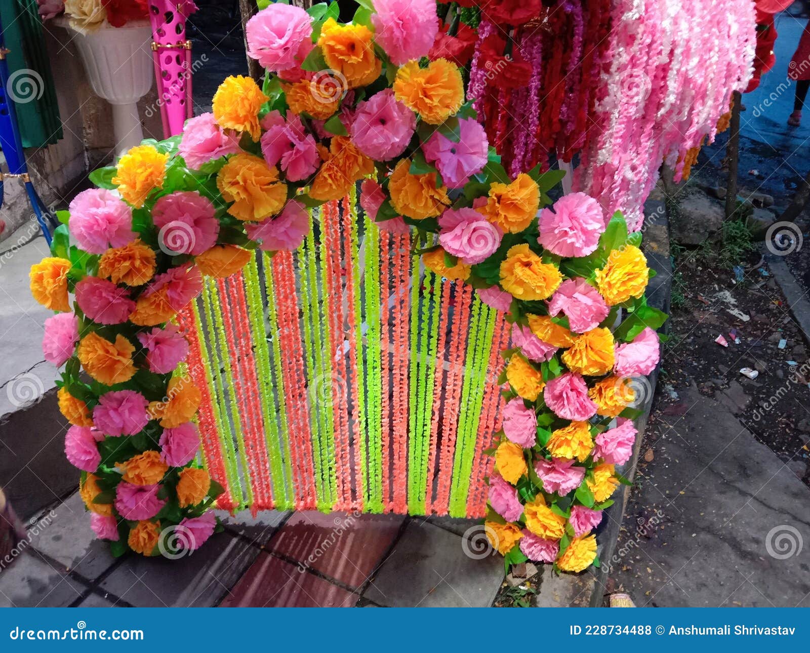 Colorful Decorative Frames with Flower Garlands for Multipurpose Use ...
