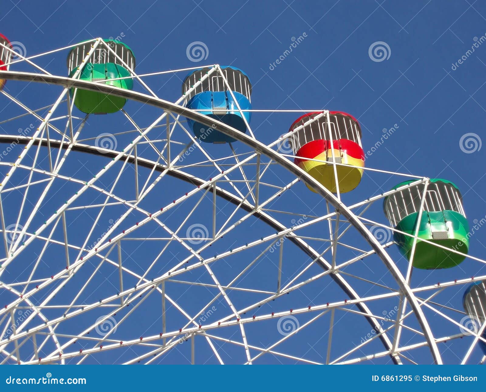 Colorful ferris wheel stock image. Image of structure - 6861295