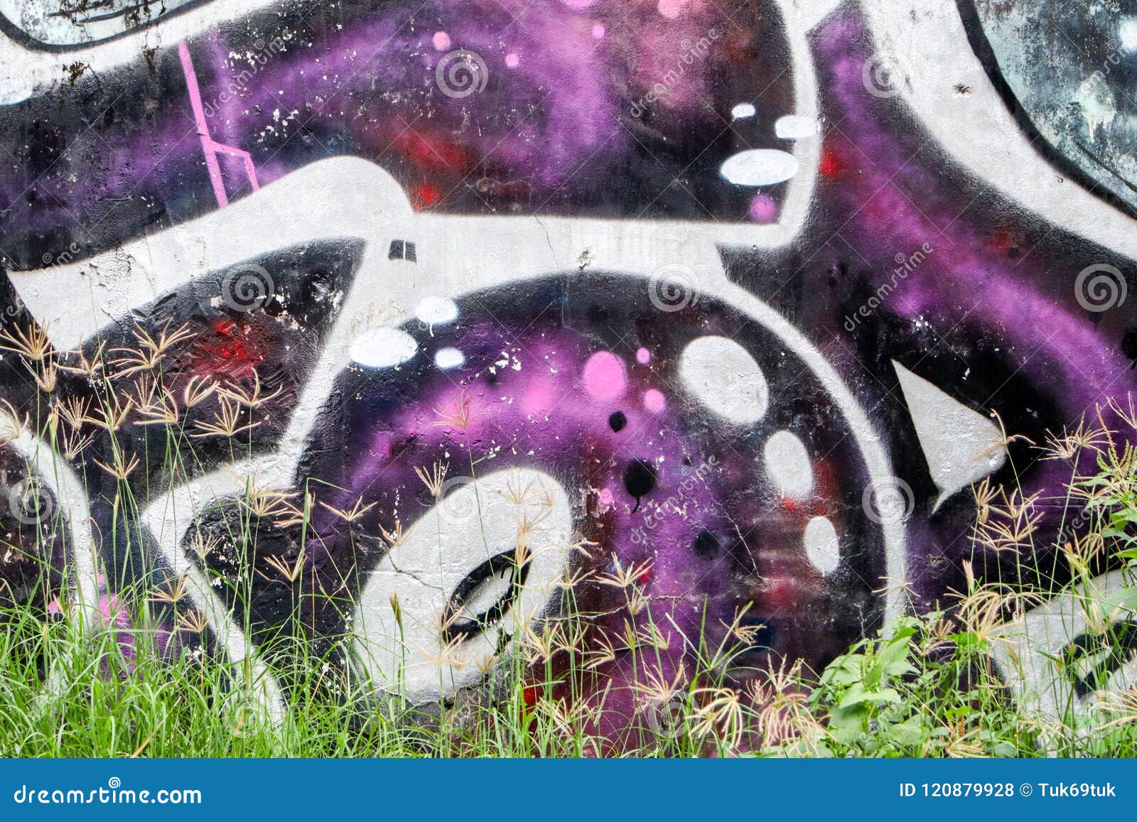 Graffiti.Texture Editorial Photo | CartoonDealer.com #11805167