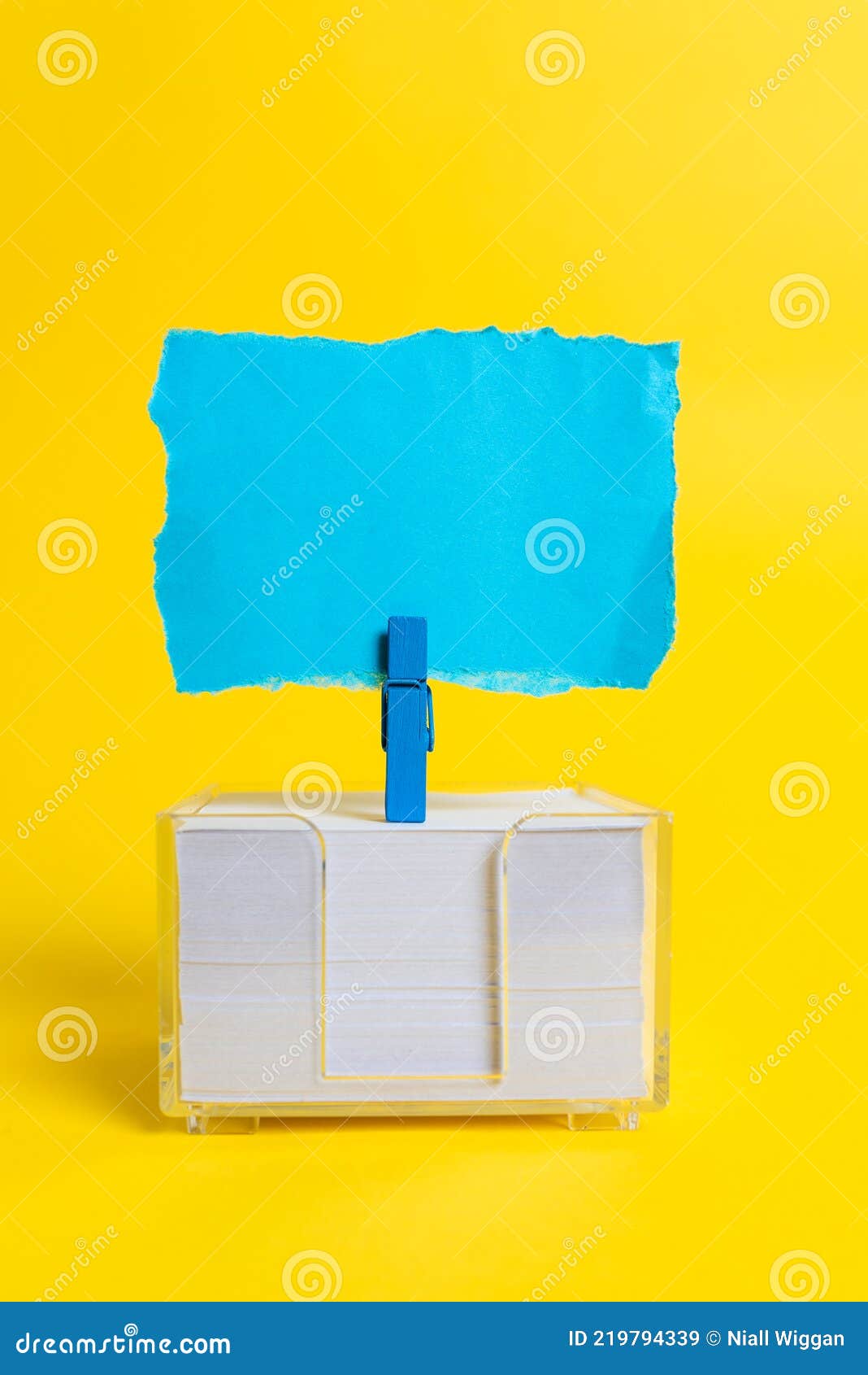 Colorful Idea Presentation, Displaying Fresh Thoughts, Sending Message ...