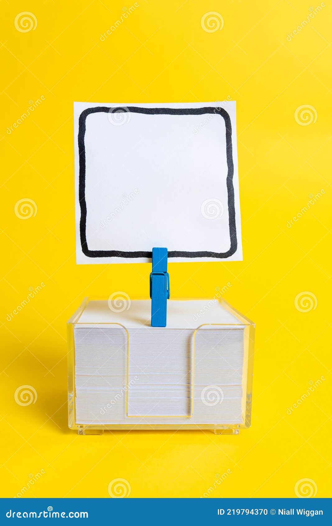 Colorful Idea Presentation, Displaying Fresh Thoughts, Sending Message ...