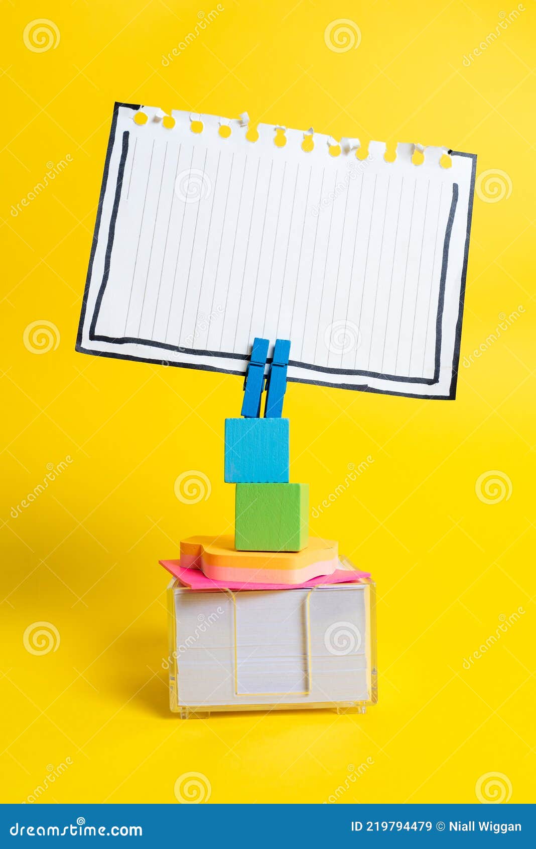 Colorful Idea Presentation, Displaying Fresh Thoughts, Sending Message ...