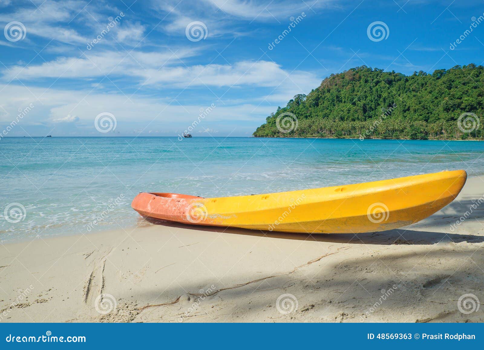 Colorful Kayaks on the Tropical Beach Stock Image - Image of lagoon ...