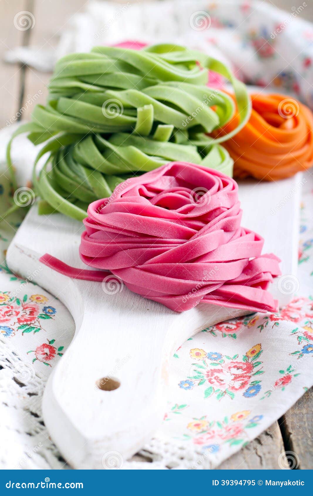 Colorful pasta stock image. Image of spinach, macaroni - 39394795