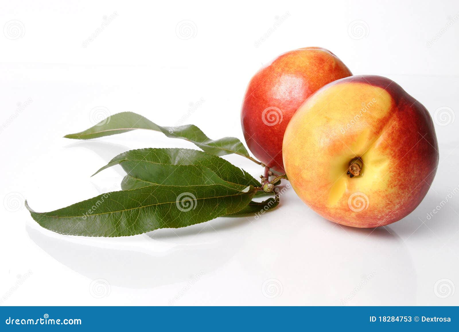 Colorful peaches stock image. Image of leaf, drop, nutrition - 18284753