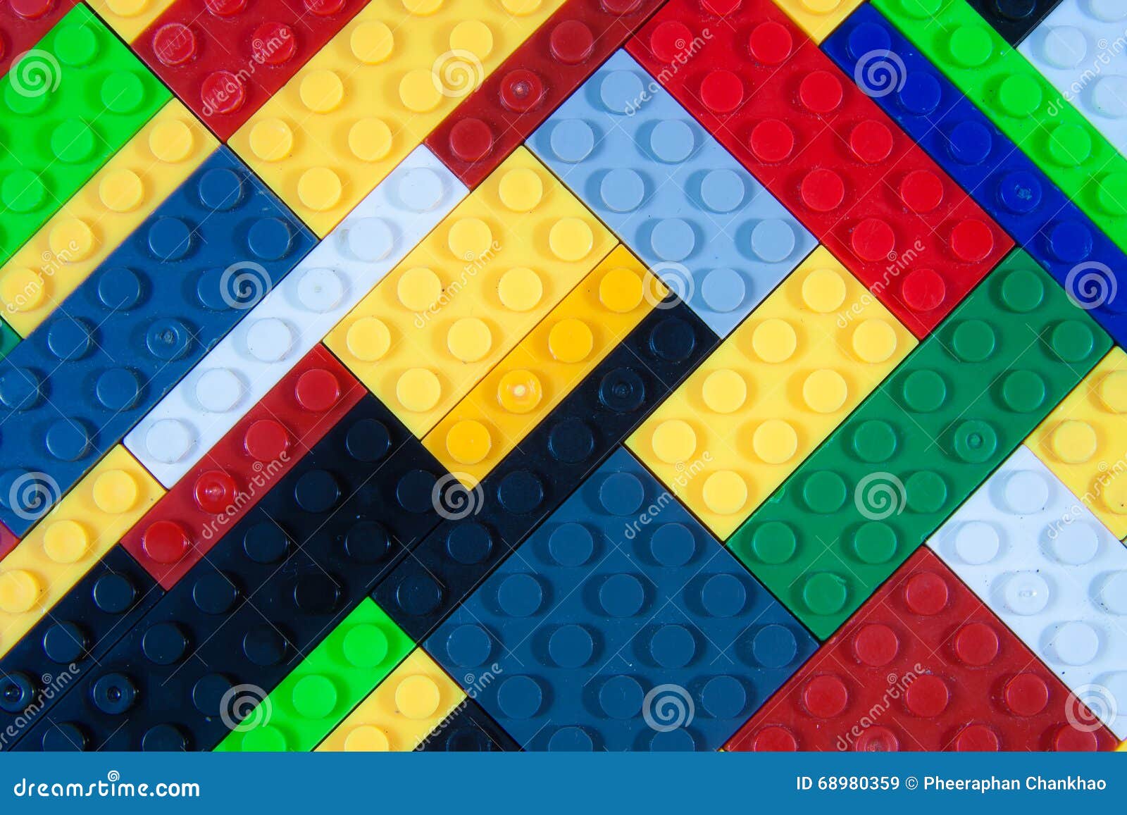Colorful Plastic Building Block Stock Illustration - Illustration of ...