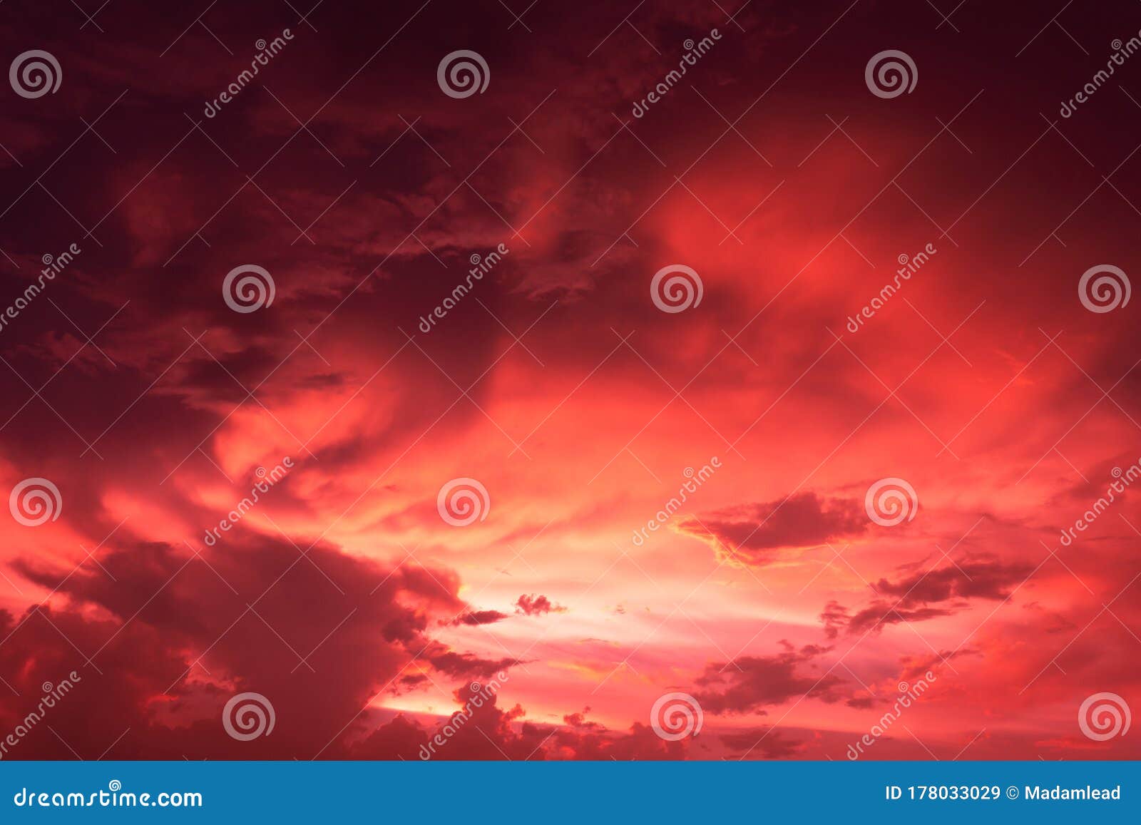 Red Dramatic Cloudy Sunset Sky Nature Background Stock Image - Image of ...