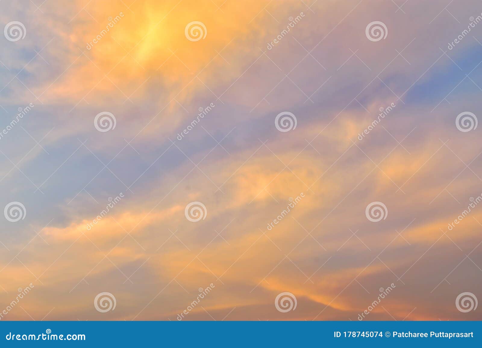 Colorful Sky in Evening Sky Stock Photo - Image of coast, dawn: 178745074