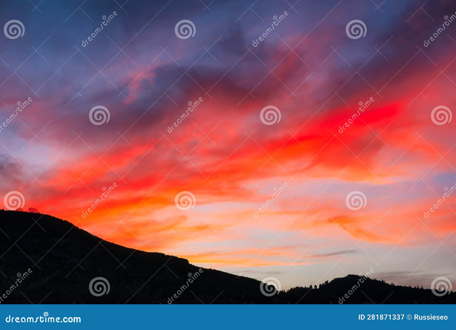 Colorful Sunset in the Mountains Stock Image - Image of mountains ...
