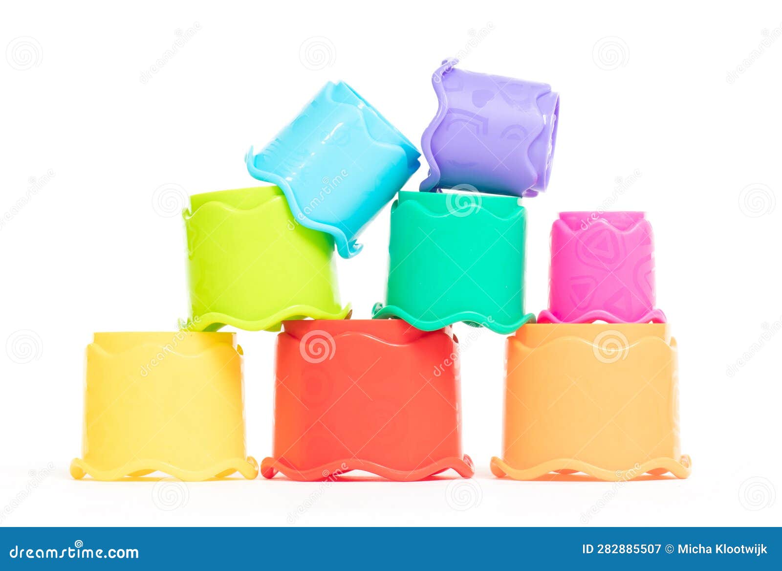 Children Stack Gifts In A Sleigh In The Yard Of The Ranch-style House ...