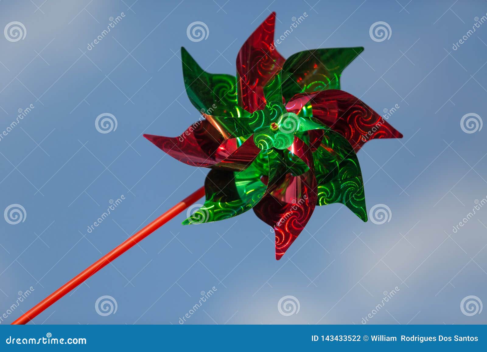 Colorful Wind Chimes And Lanterns In Arab Street, Singapore Royalty ...