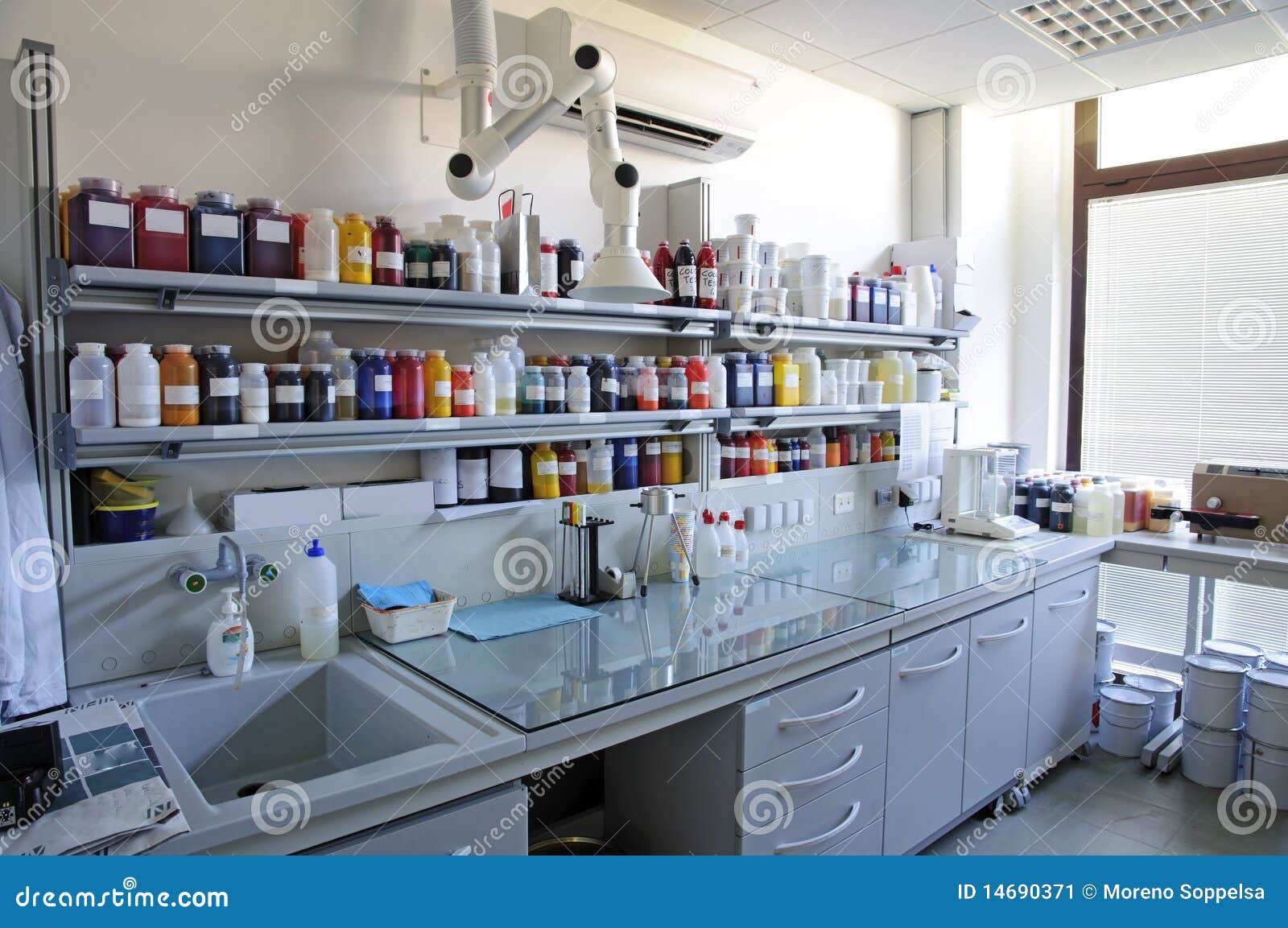 Colorimetry laboratory stock image. Image of human, calibration - 14690371