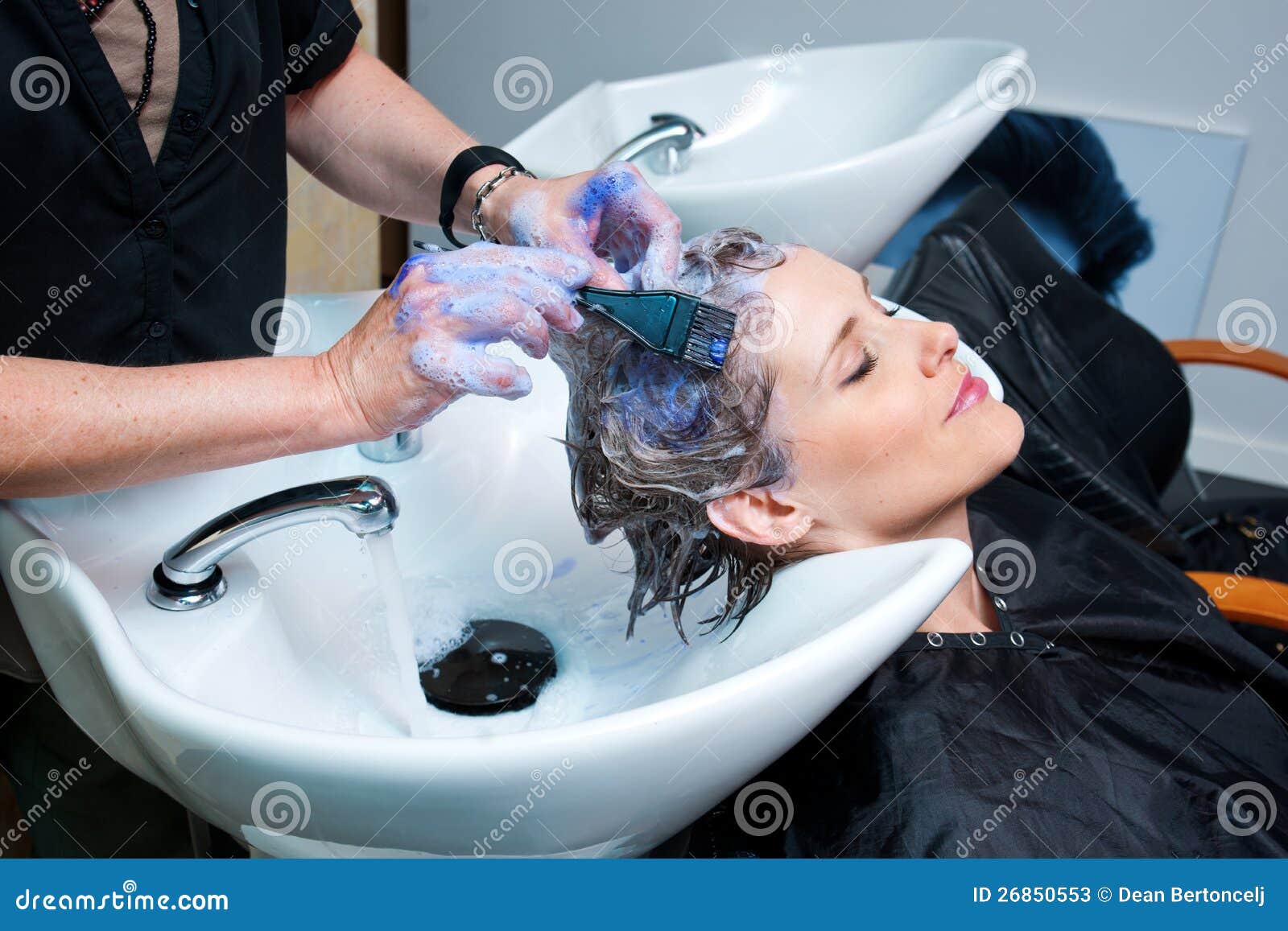Coloring hair stock image. Image of haircut, hair, hold - 26850553