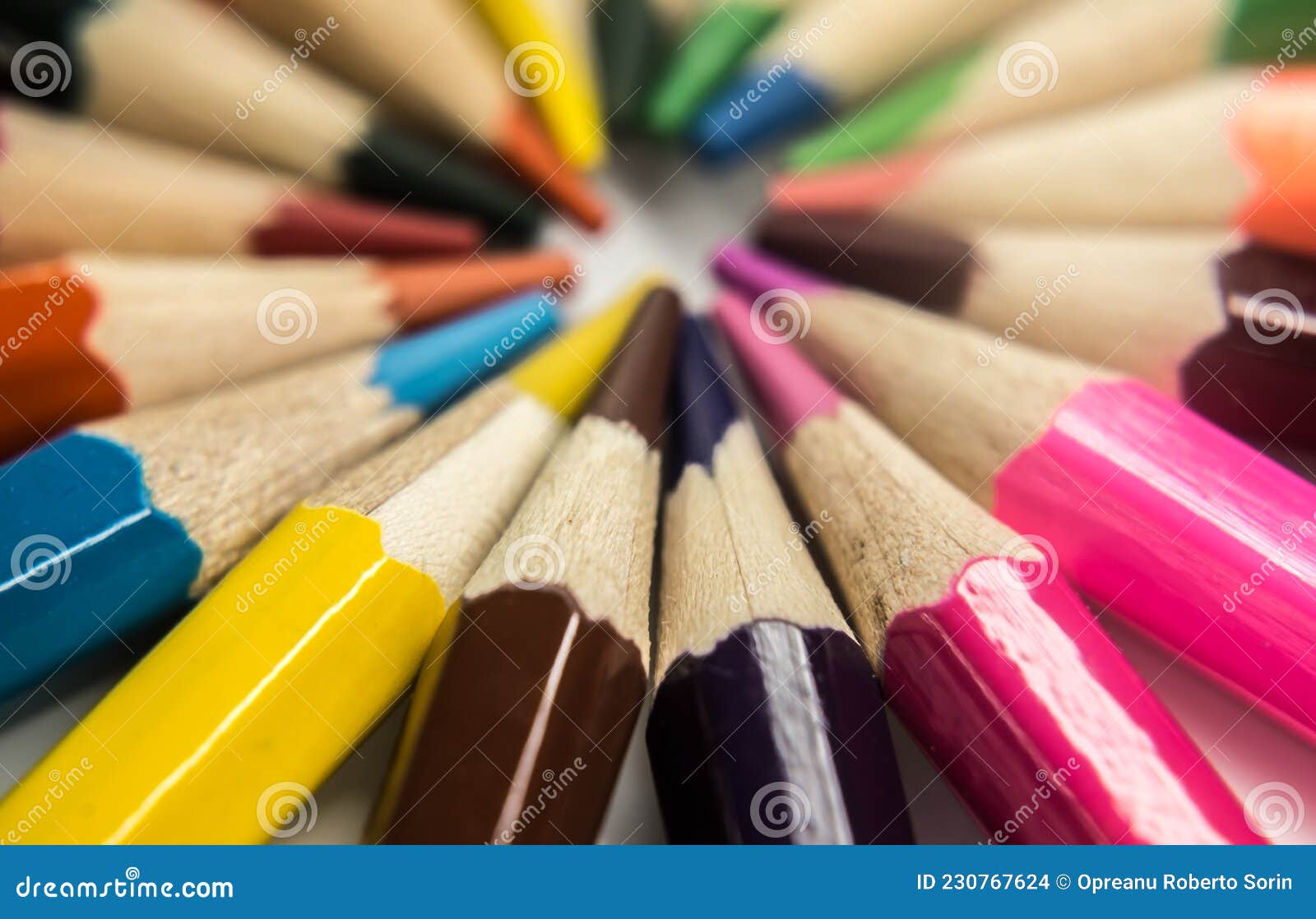 Coloring Wooden Pencil in a Circle Stock Photo - Image of group, wooden ...