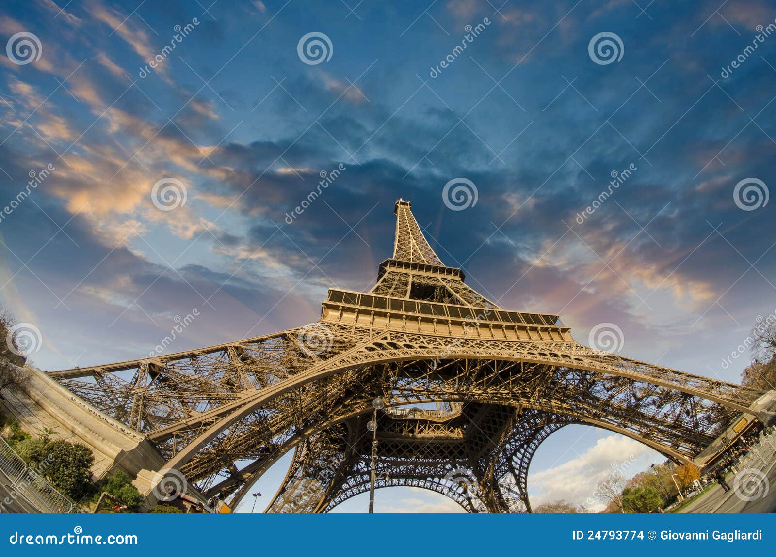 Colors of Eiffel Tower in Paris Stock Photo - Image of arch, iron: 24793774