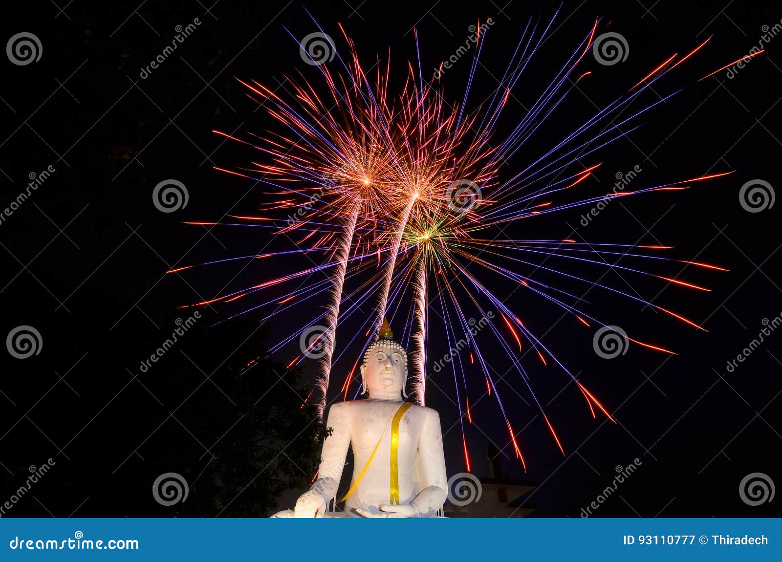 The Colors and Lines of the Fireworks Stock Image - Image of background ...