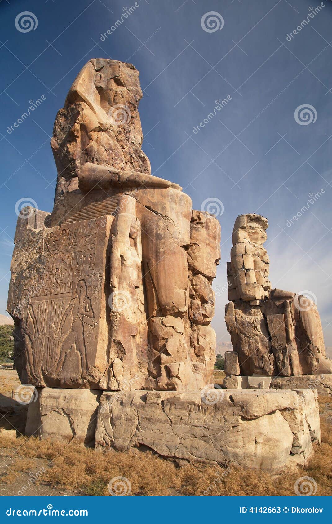 Coloso de Memnon imagen de archivo. Imagen de templo, enorme - 4142663