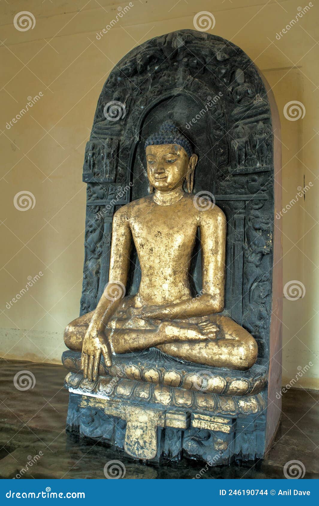 Matha Kuar Shrine, Kushinaga , Mahaparinirvana Temple Editorial Photo ...