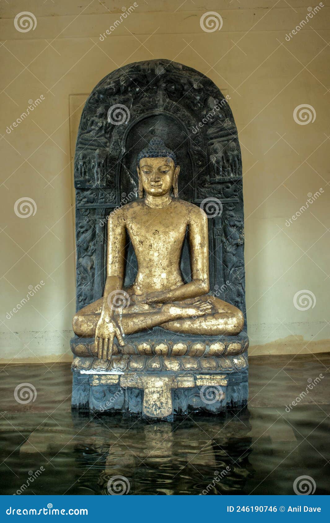 Matha Kuar Shrine, Kushinaga , Mahaparinirvana Temple Editorial Photo ...