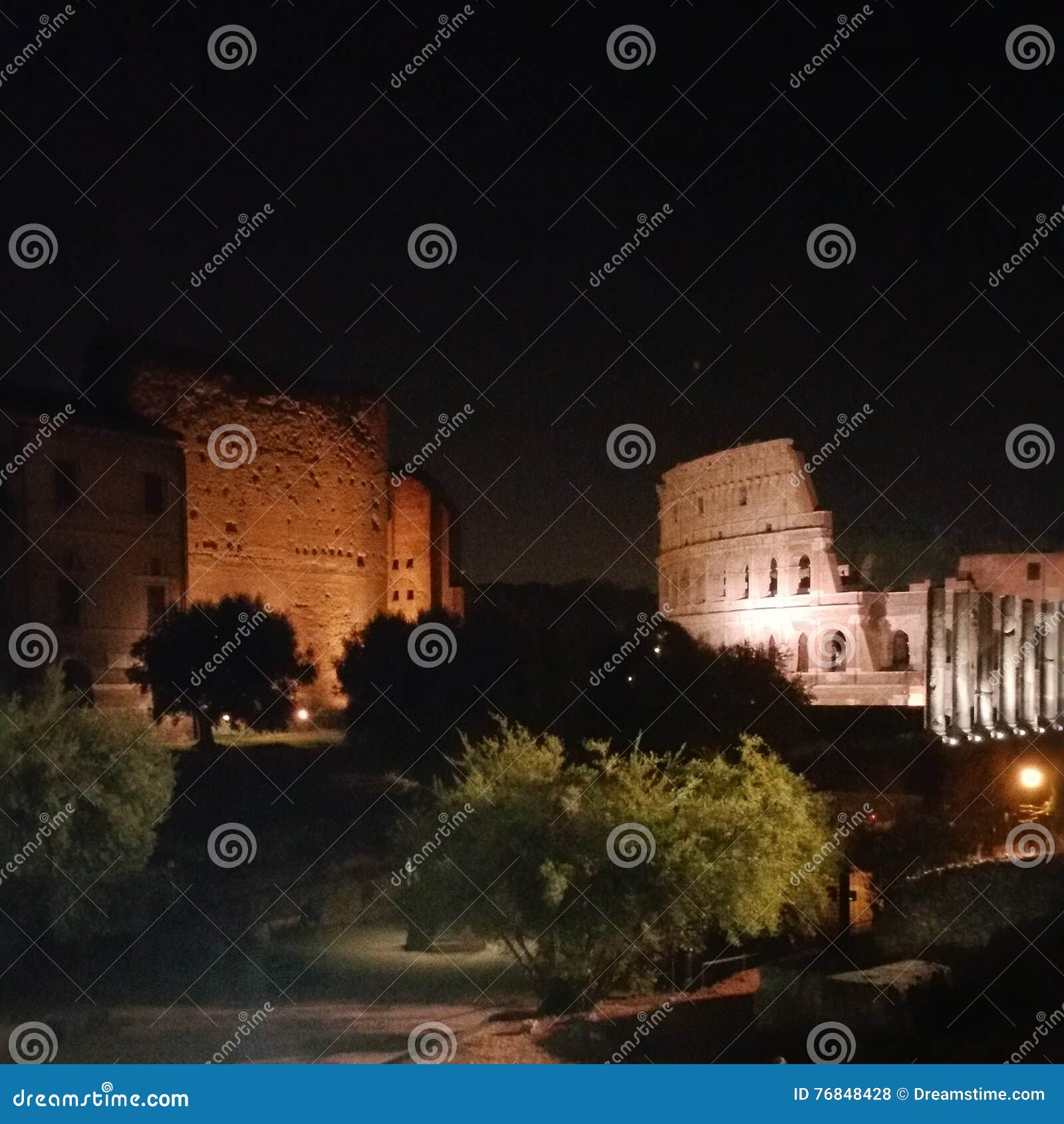 Colosseo at Night in Rome, Italy Stock Photo - Image of italy, rome ...