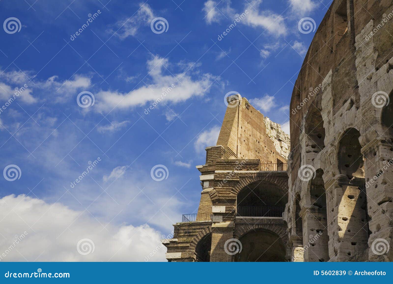 Colosseum #1. Oud Rome stock afbeelding. Image of archeologie - 5602839