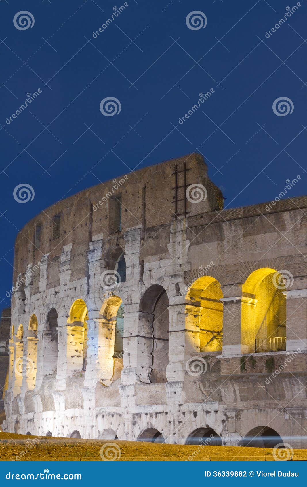 Colosseum night scene stock photo. Image of italia, building - 36339882