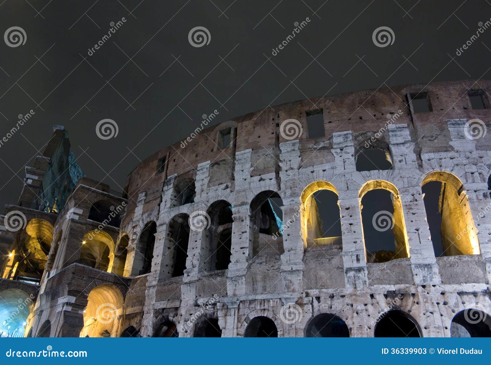 Colosseum night scene stock image. Image of arena, rome - 36339903