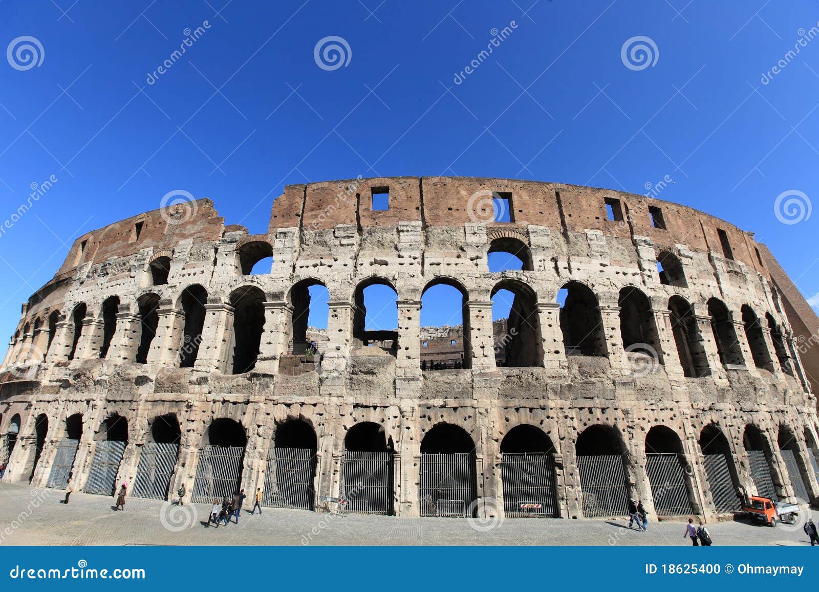 Colosseum in Rome editorial image. Image of building - 18625400