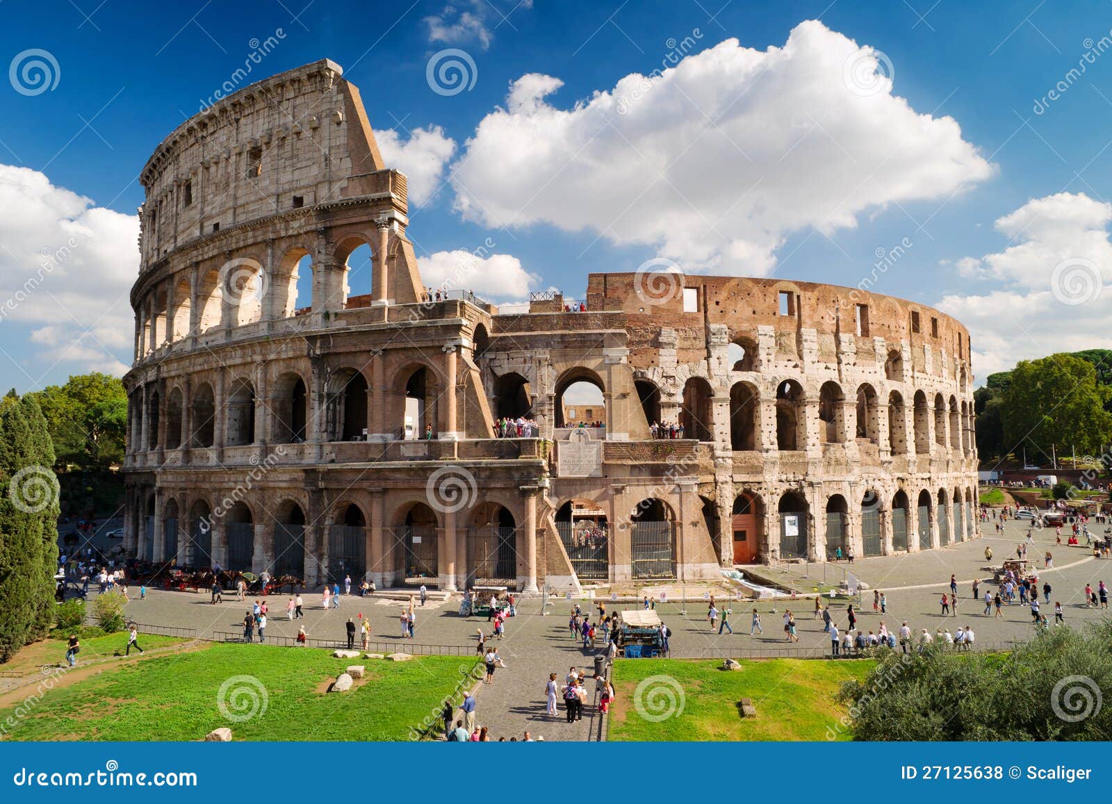 Colosseum in Rome editorial stock photo. Image of historic - 27125638
