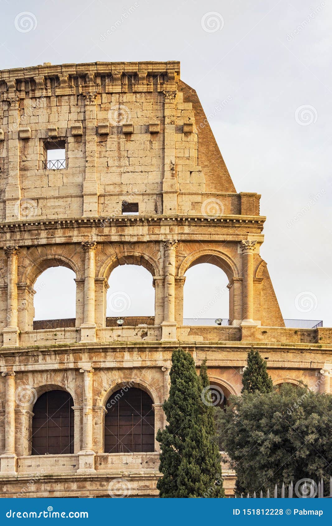 Colosseum Stadium Building in Rome Stock Photo - Image of history ...