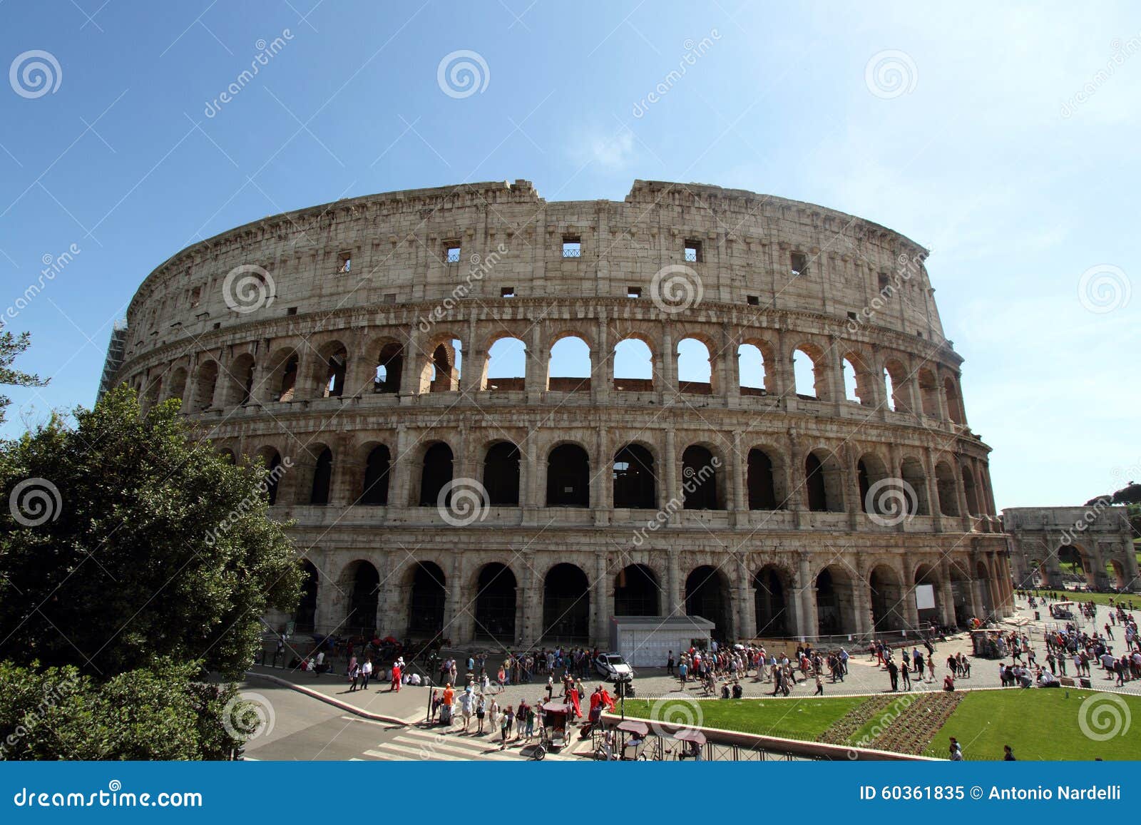 Colosseum with tourists editorial image. Image of tourists - 60361835