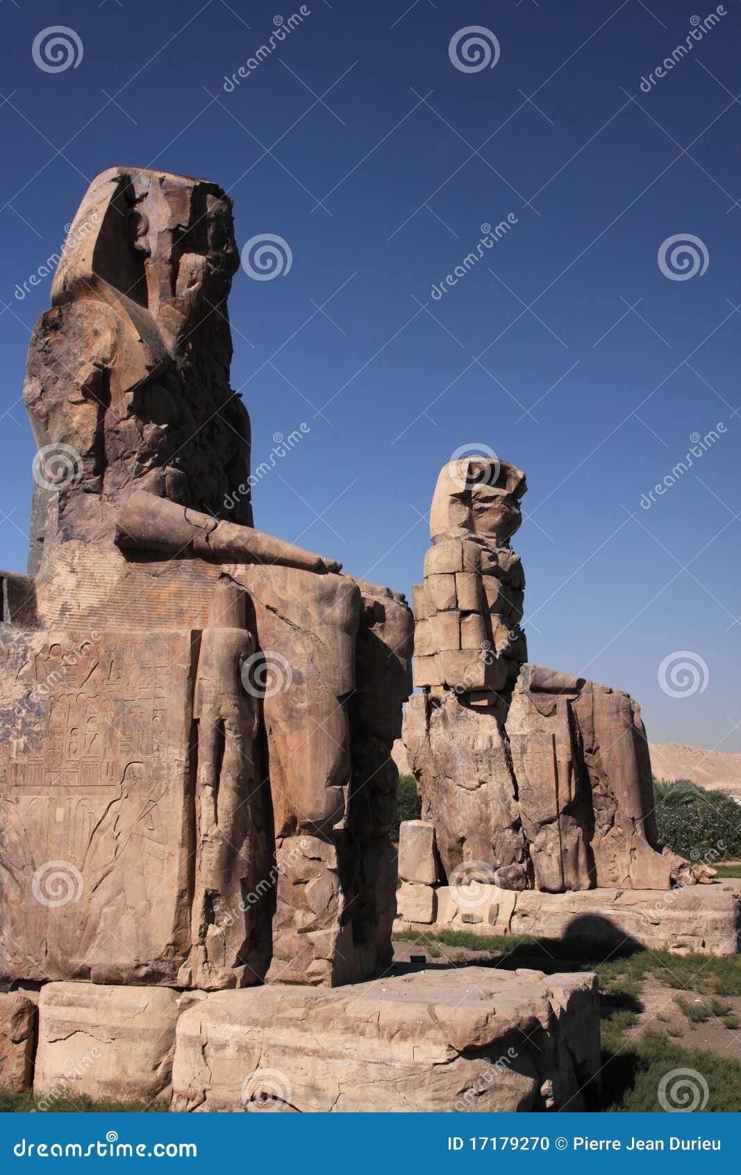 Colossi di Memnon fotografia stock. Immagine di egitto - 17179270