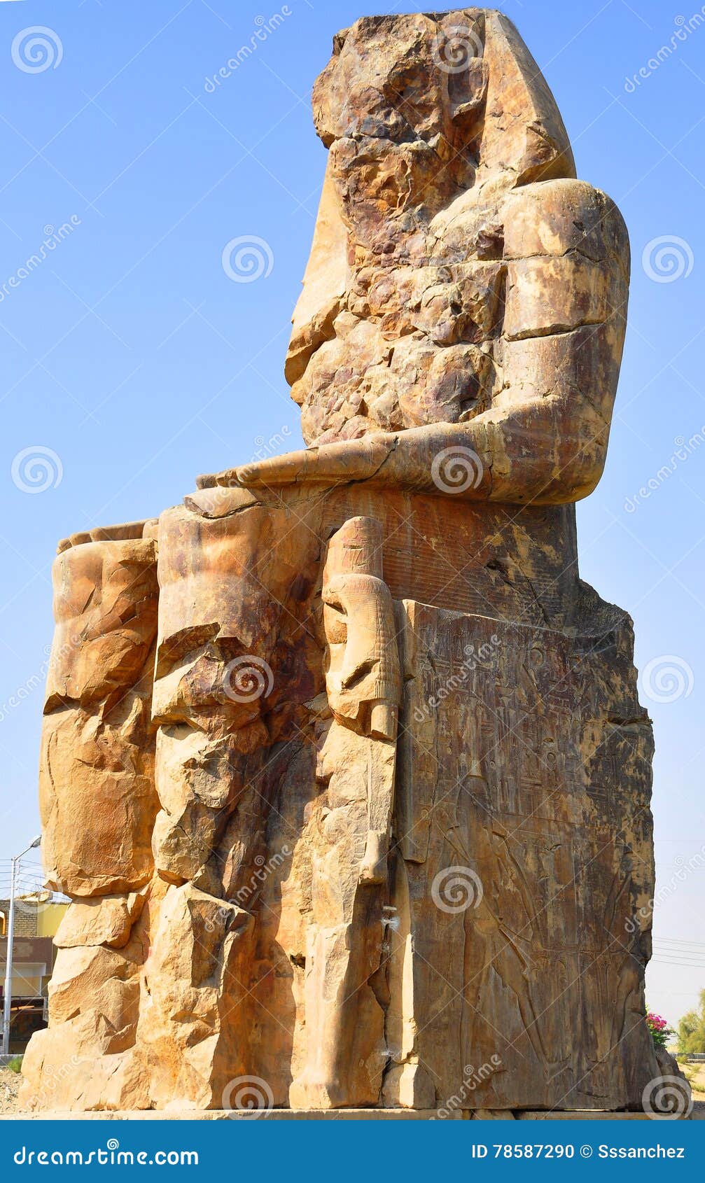 Colossi Di Memnon Nell'Egitto Fotografia Stock - Immagine di antico ...