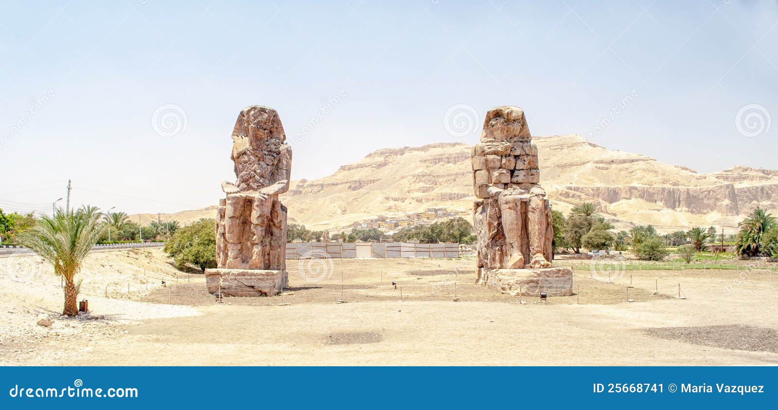 The Colossi of Memnon in Egypt Stock Image - Image of desert, place ...