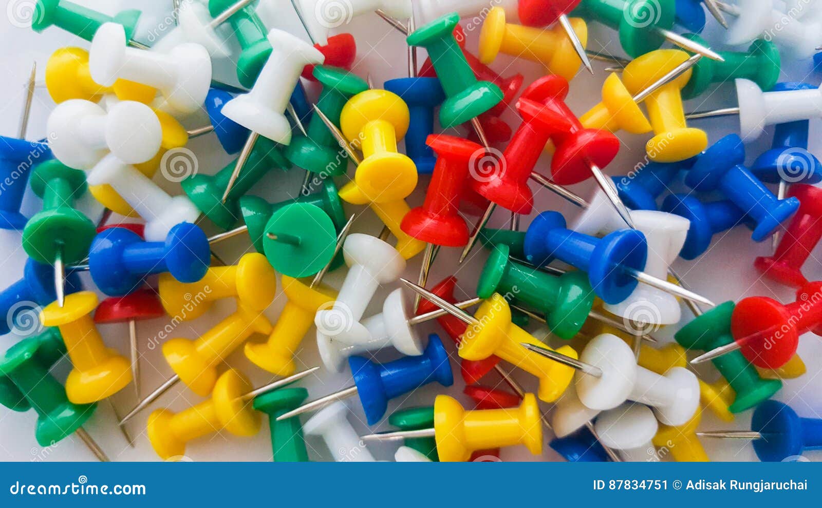 Coloured thumbtacks stock image. Image of blank, needle - 87834751