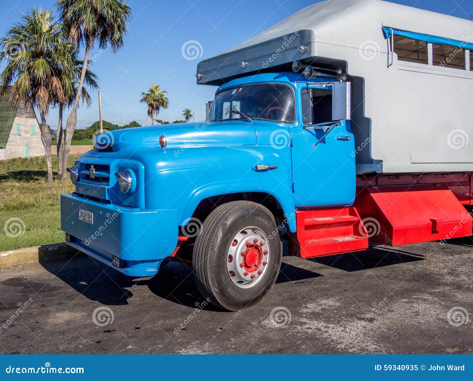 Colourful Cuban Truck editorial image. Image of cuban - 59340935