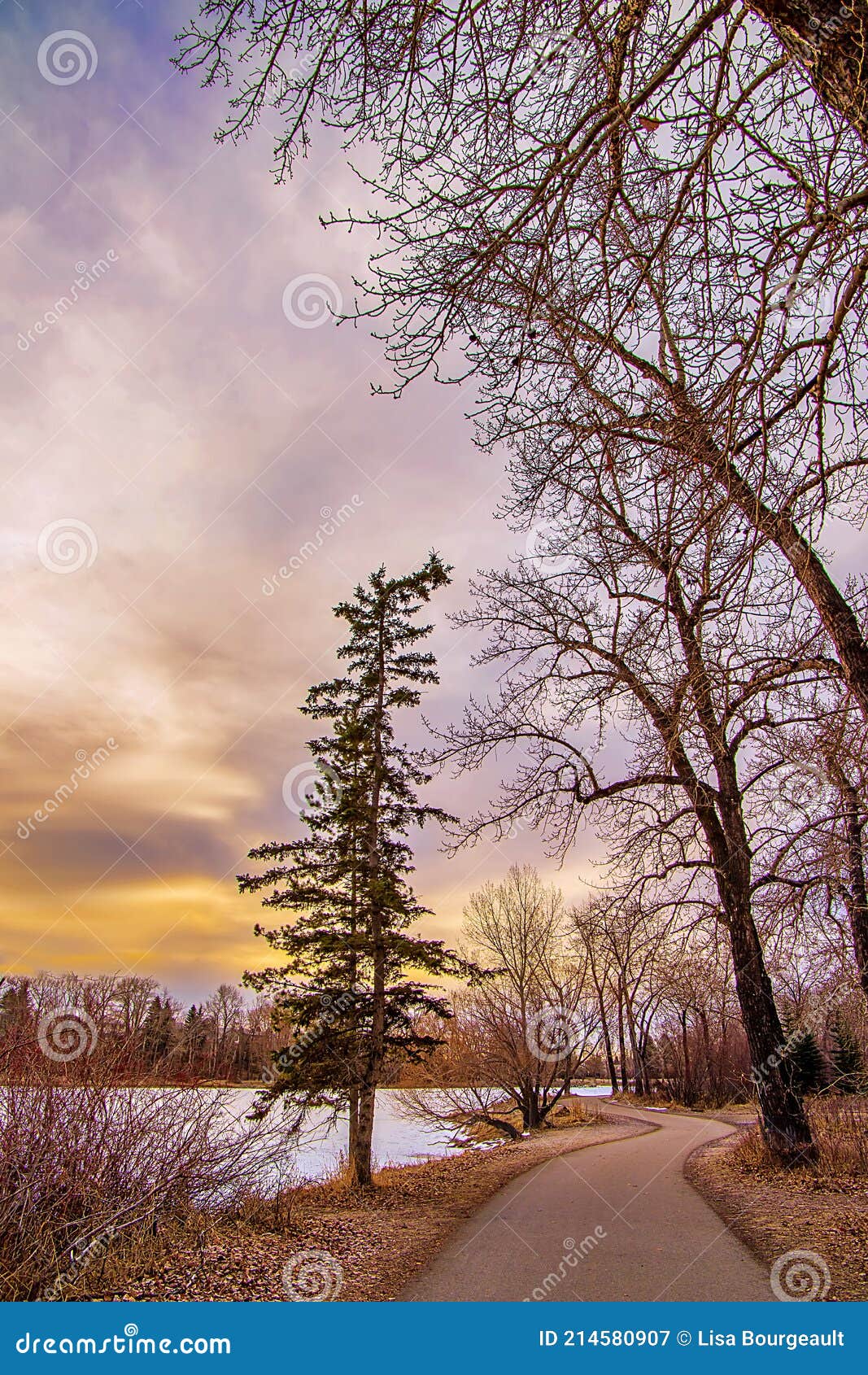 Sunrise Over a Spring Park Pathway Stock Image - Image of colourful ...