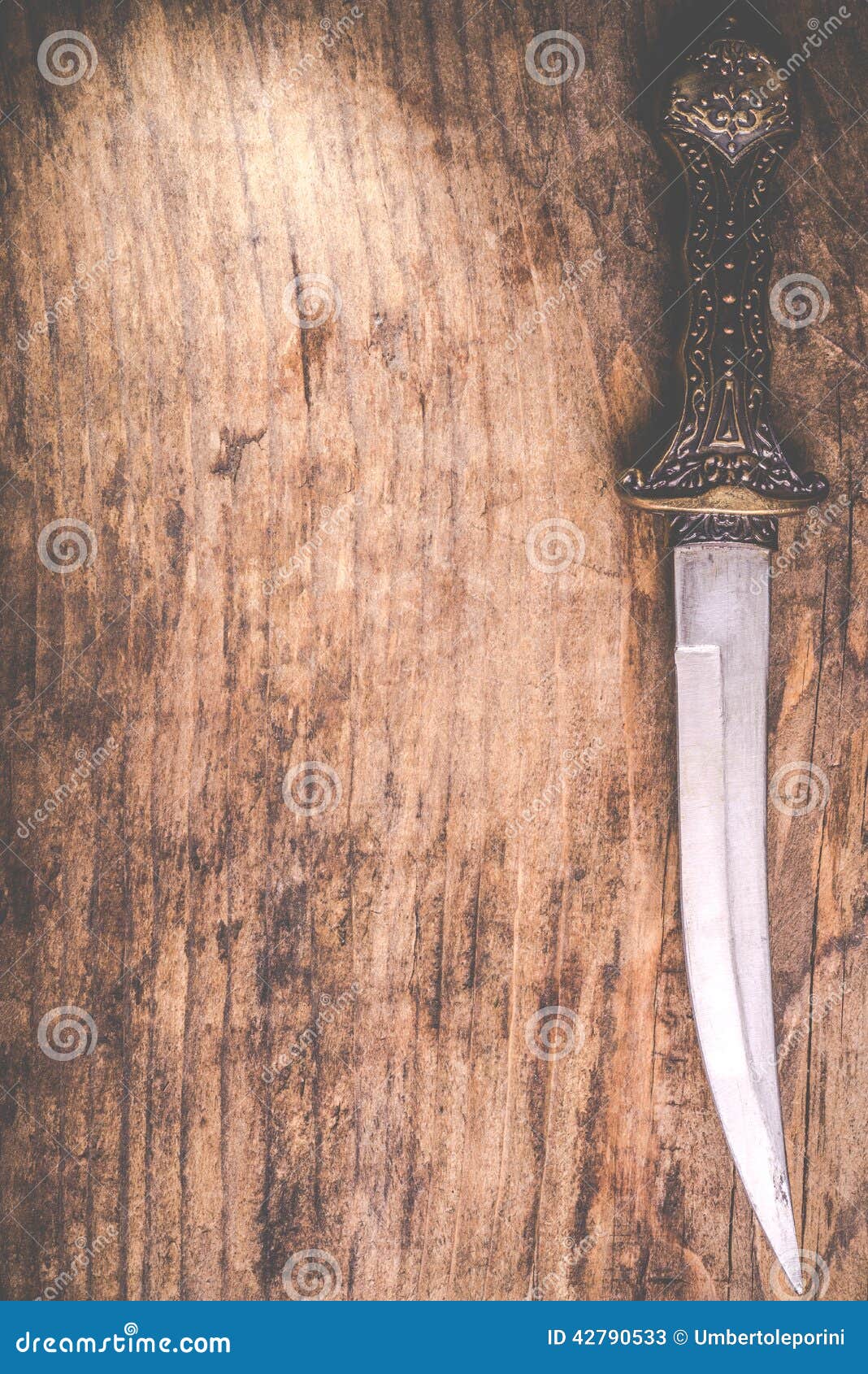 Coltello Arabo Tradizionale Immagine Stock - Immagine di vecchio ...