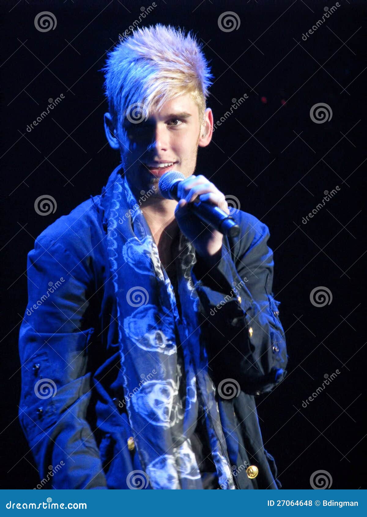 Colton Dixon editorial stock photo. Image of tour, live - 27064648