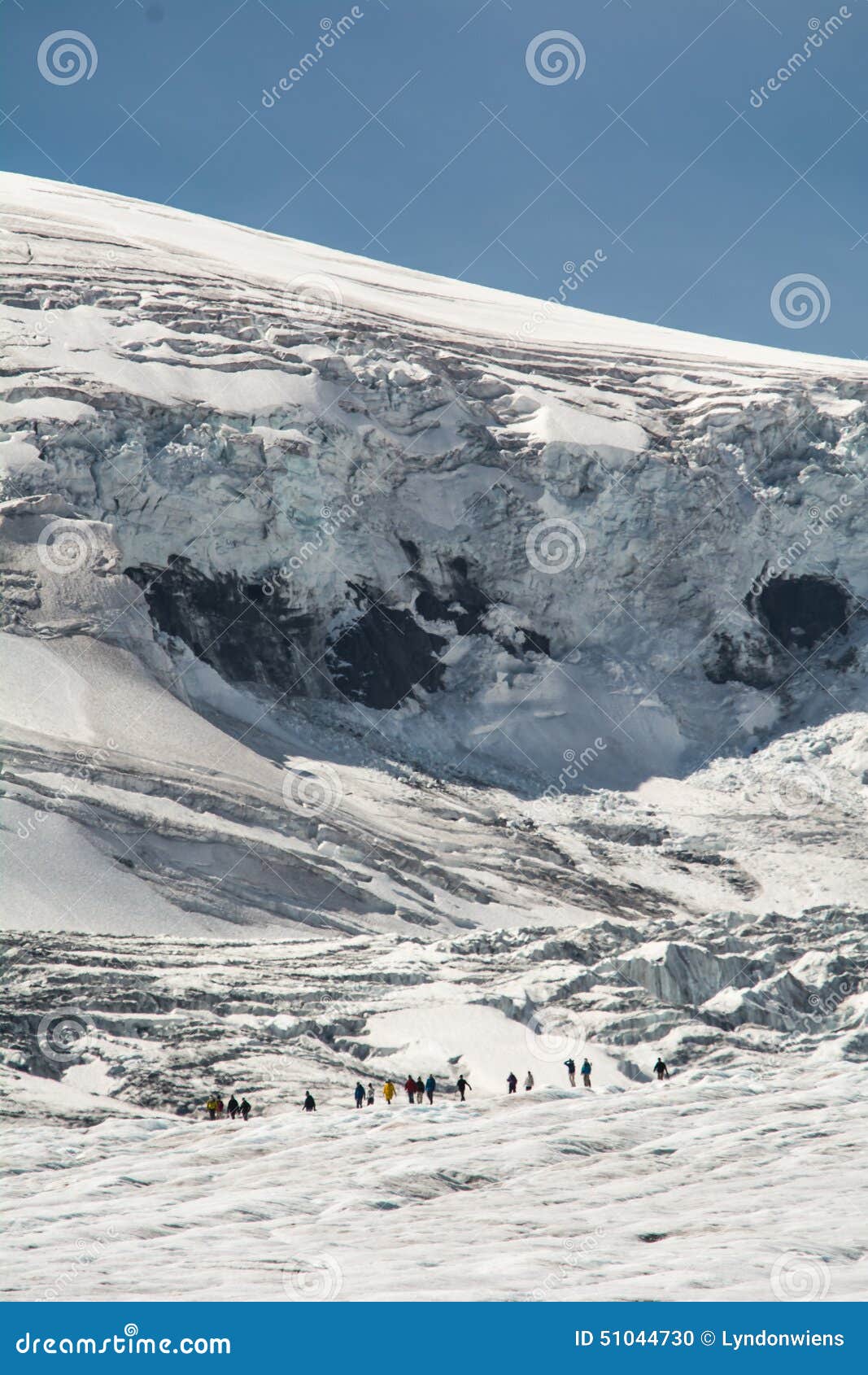 The Columbia Ice Fields editorial image. Image of glacier - 51044730